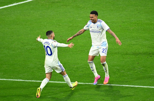 İstanbul'daki dev finalde kupa sahibini buldu