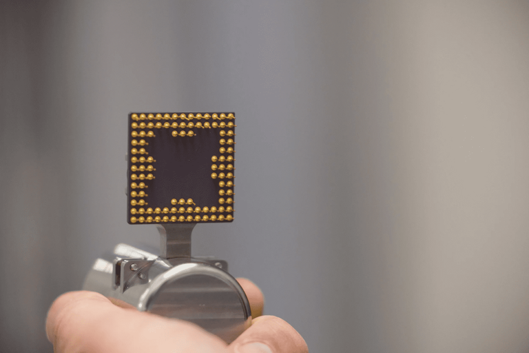 This quantum player just went public. It’s already launching technology ...