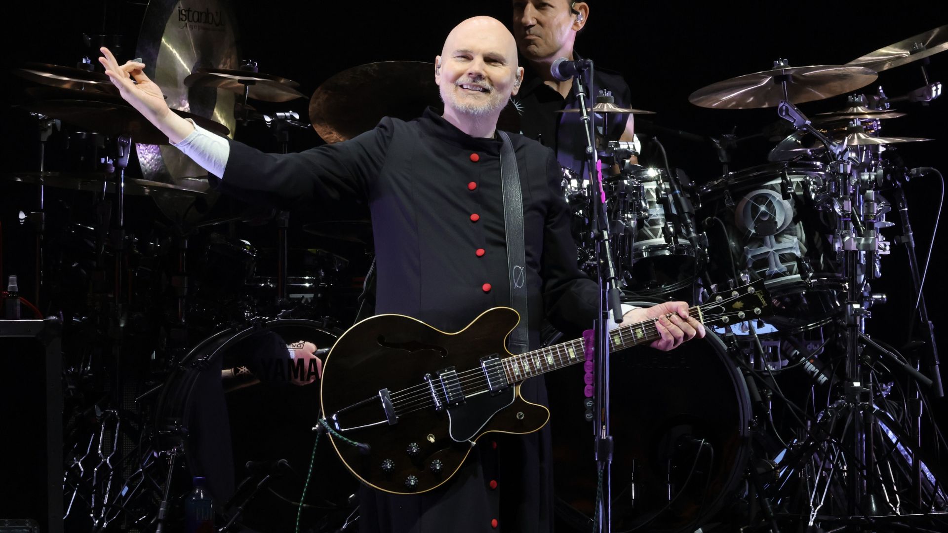 Smashing Pumpkins gravam com Butch Vig pela primeira vez desde 'Siamese ...
