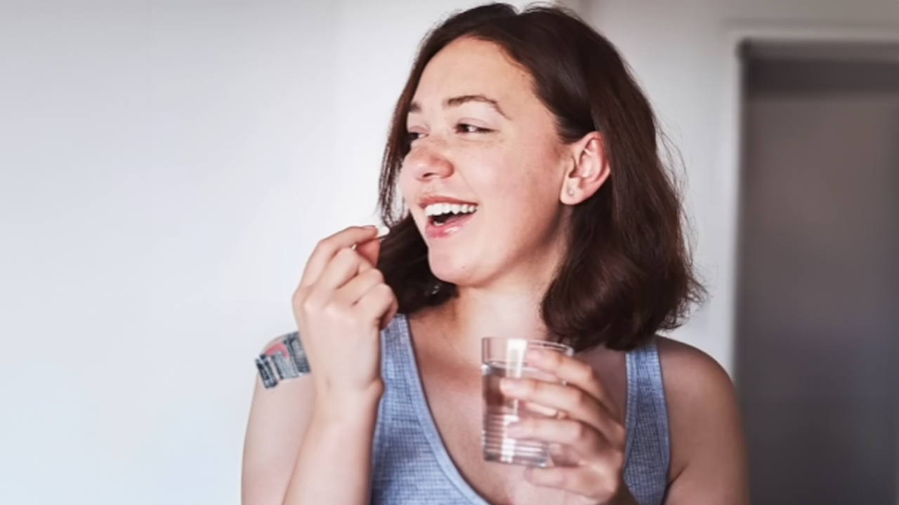 Doctor explains which supplements everyone should consider