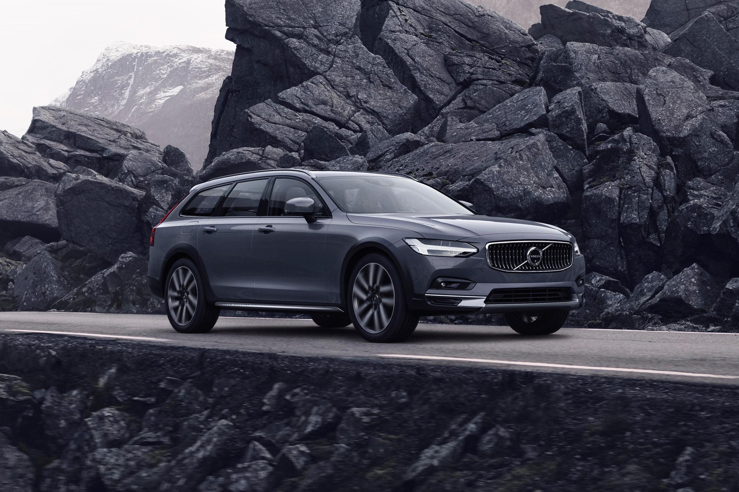 Volvo CEO thinks buyers will return to wagons