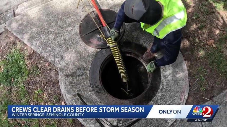 Winter Springs crews clear storm drains ahead of hurricane season
