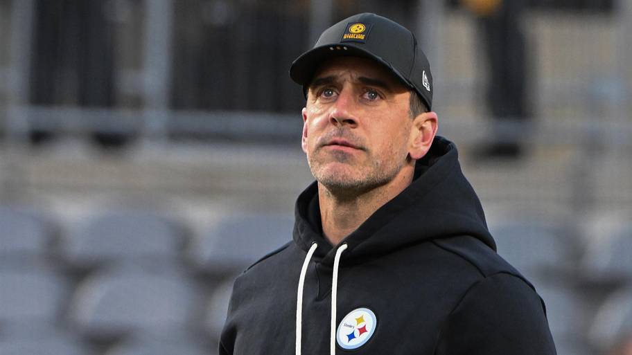 Aaron Rodgers is finally accepting his fate and retiring after this year
