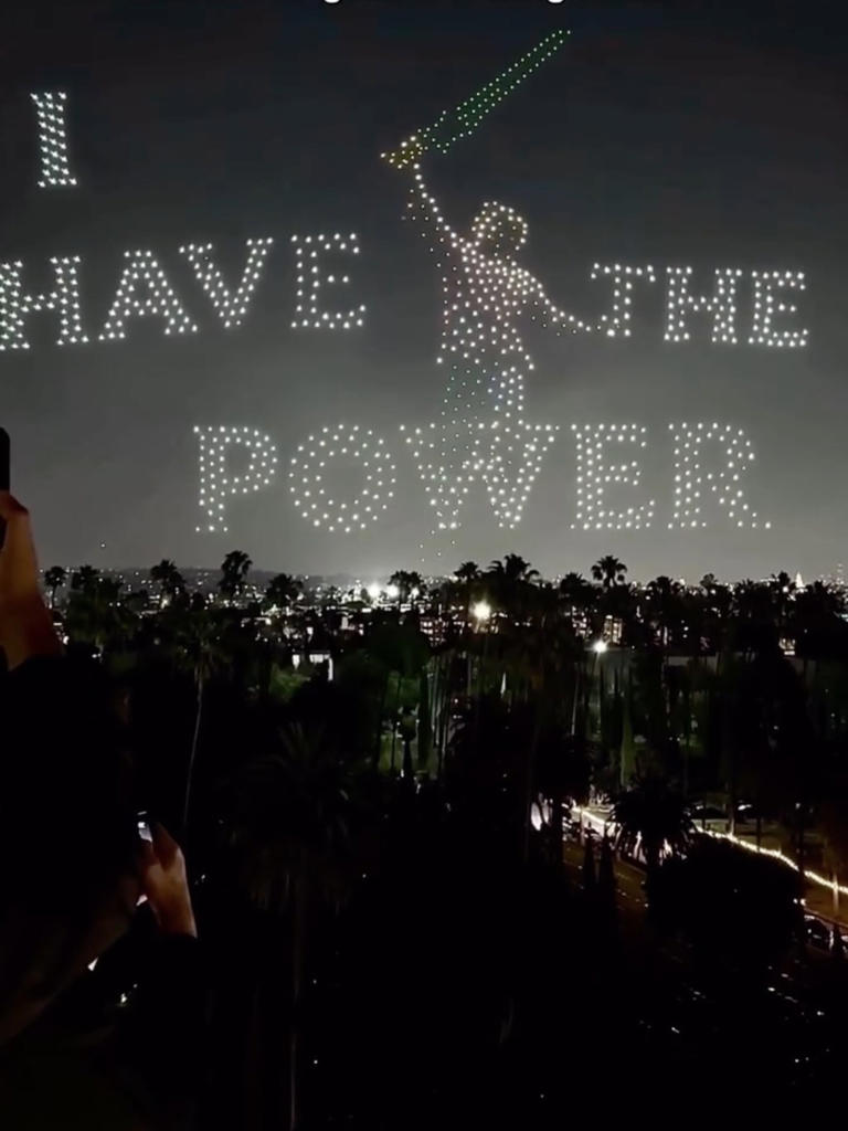 Hundreds of drones light up LA sky for record-breaking aerial display