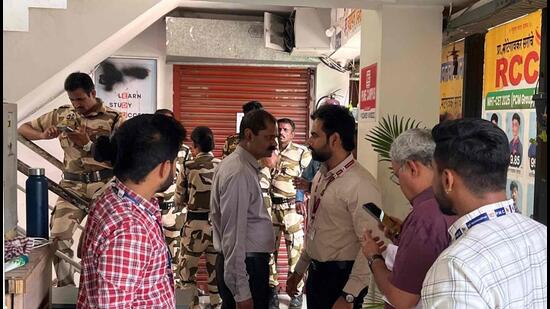 CBI questions RCC director’s son, detains Latur doctor in NEET-UG paper ...