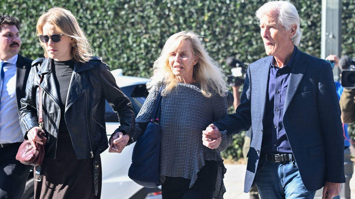 Matthew Perry's mom blasts his assistant Kenneth Iwamasa for 'aiding ...