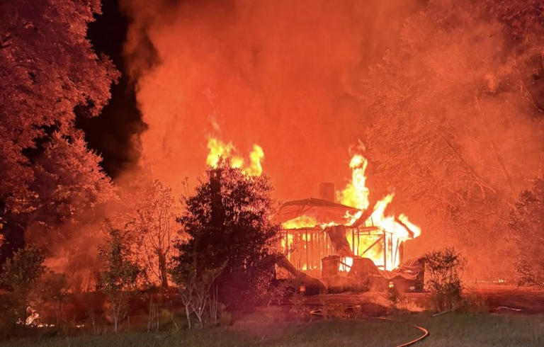 1 killed in late night house fire in Ashford