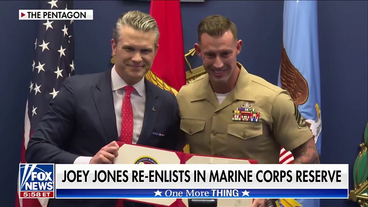 Fox News’ Joey Jones reenlists in Marine Corps