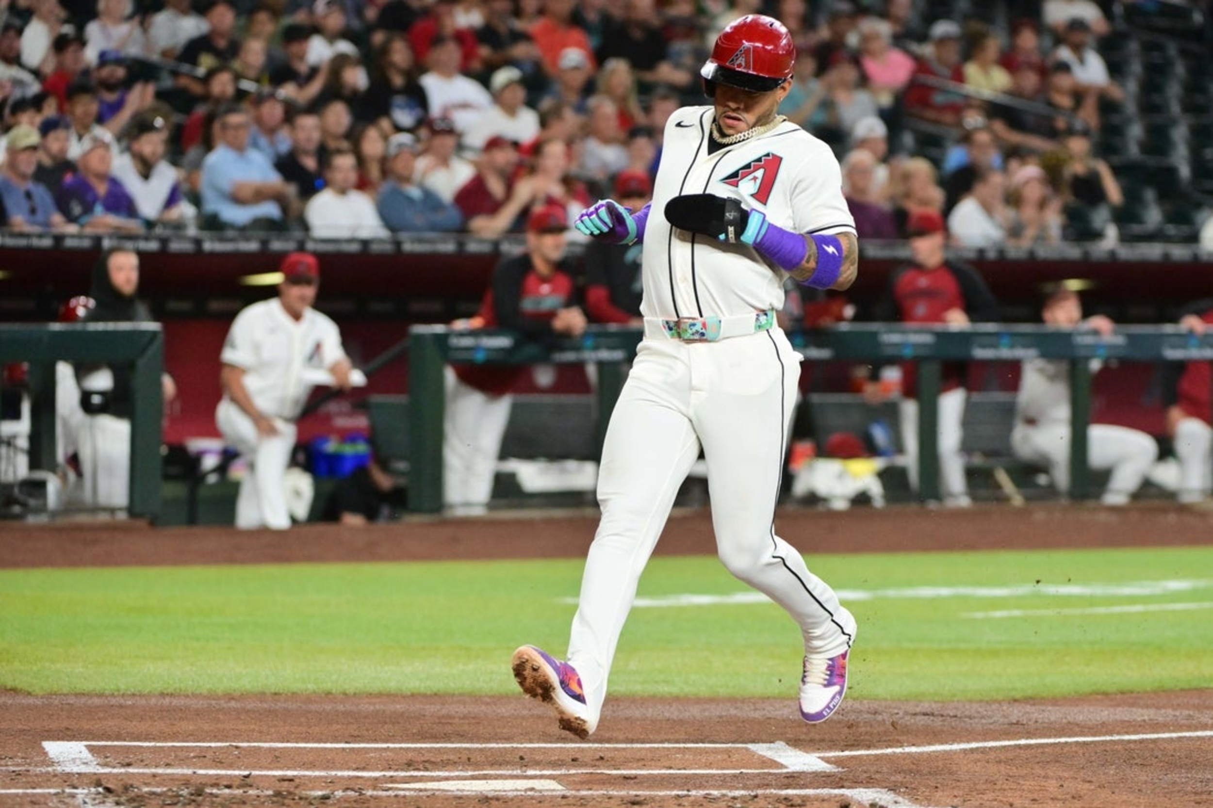 Geraldo Perdomo's double helps Diamondbacks complete sweep of Giants