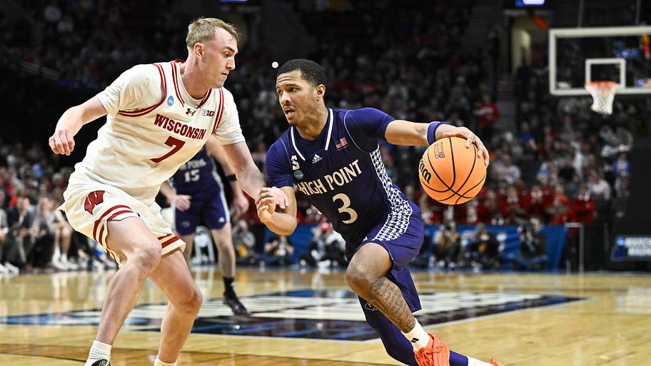 Badger basketball exit meetings: Andrew Rohde had an up-and-down season ...