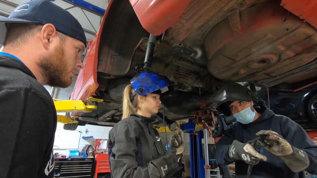 Reinforcement plates transform the BMW E46’s driving feel