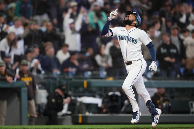 Mariners' Crawford open to moving from shortstop to 3rd base. Brash ...
