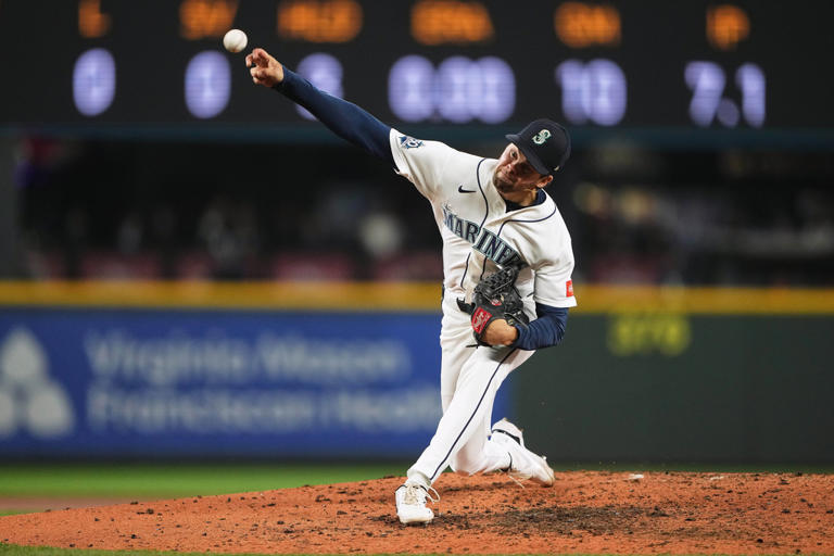 Mariners' Crawford open to moving from shortstop to 3rd base. Brash ...
