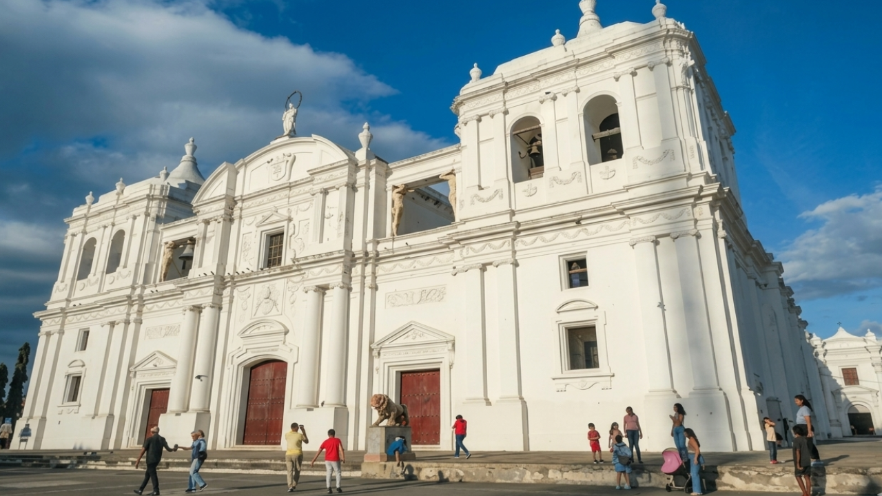 How Nicaragua’s colonial cities and volcanoes create a unique travel ...