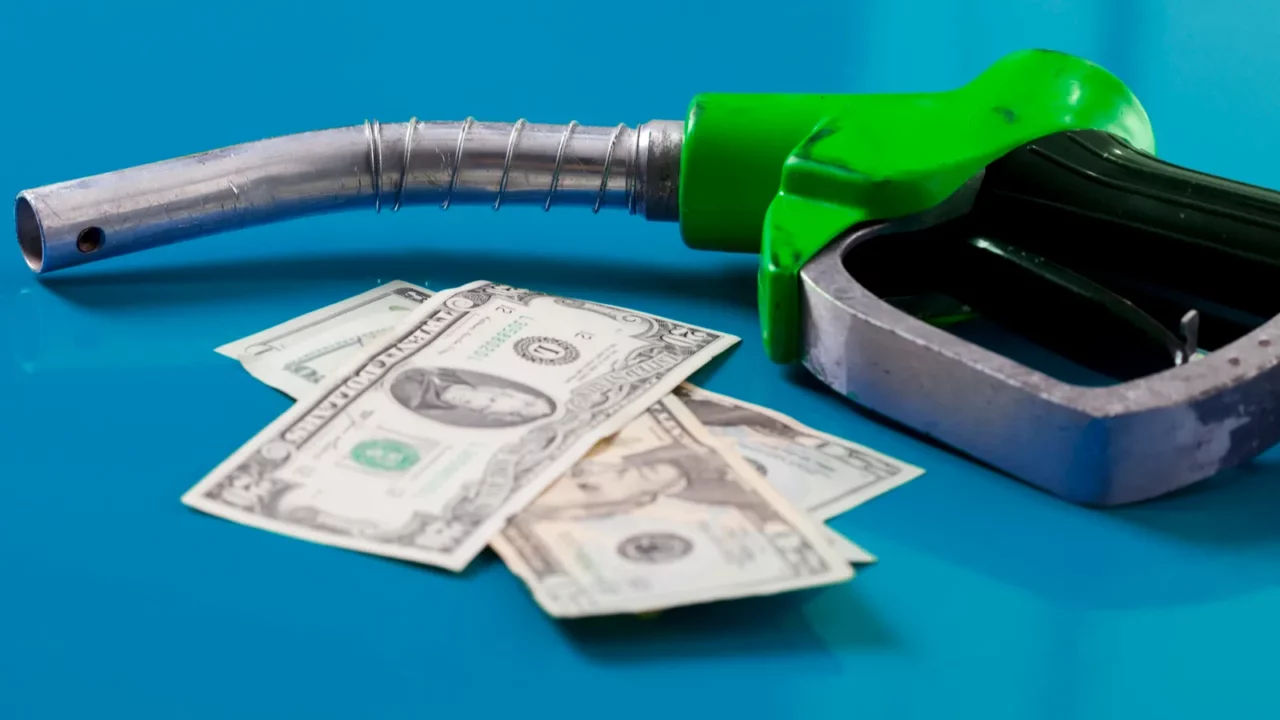Oregon drivers face higher pump prices as voters debate a proposed ...