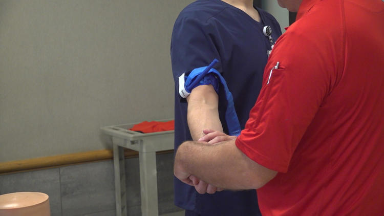 Wellness Wednesday: Huntsville Hospital nurses lead 'Stop the Bleed ...