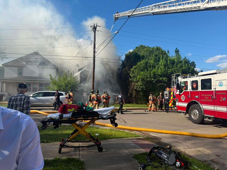 Rockford firefighter hurt while battling blaze at home on Andrews Street