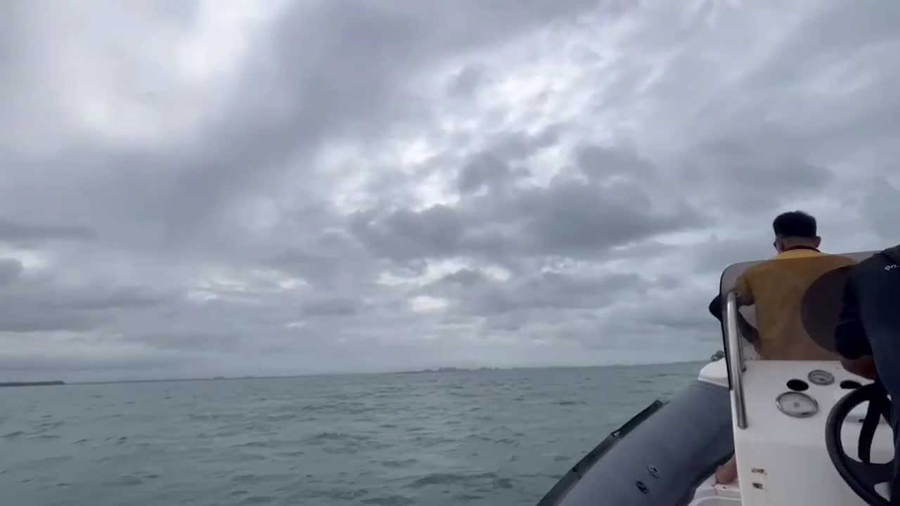 Rescue teams continue search for missing Dutch tourist whose kayak ...
