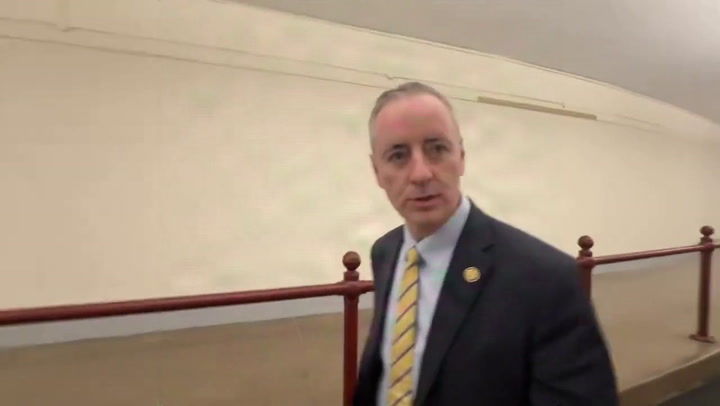 Republican gets revenge on Trump after he insulted fiancée