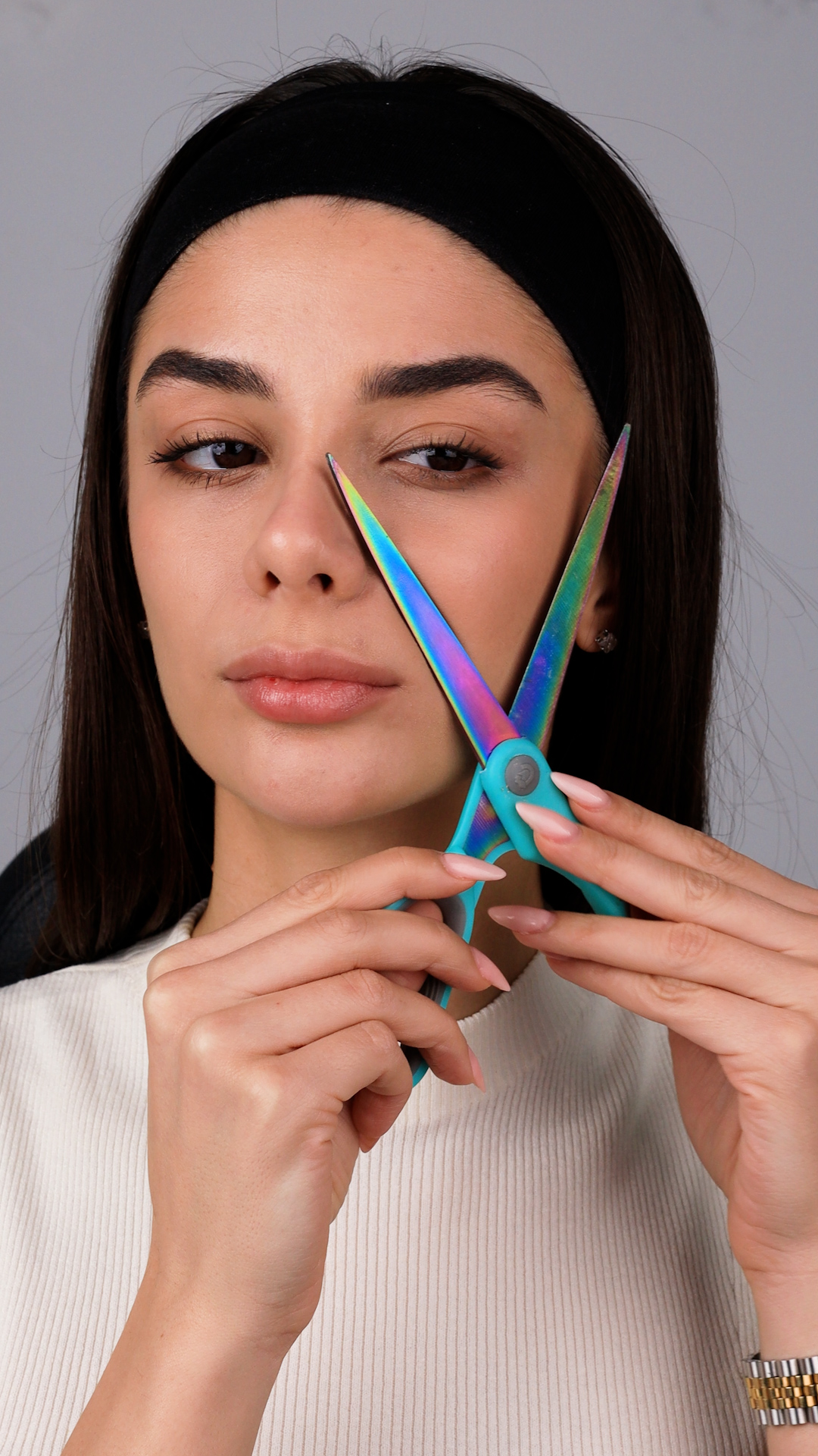 How to apply blush and contour like a pro
