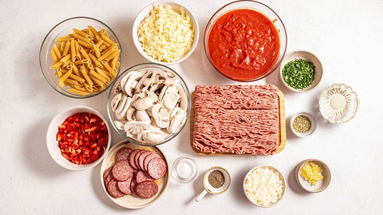 Pepperoni and mushroom pizza pasta recipe