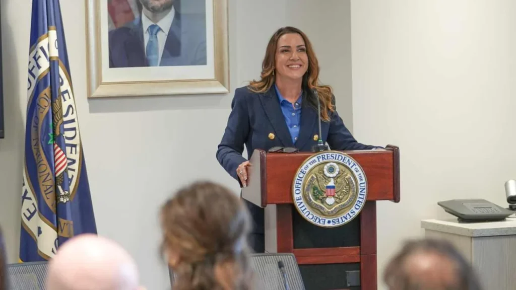 Sara Carter, 'zar antidrogas' de EU, cancela su visita a México
