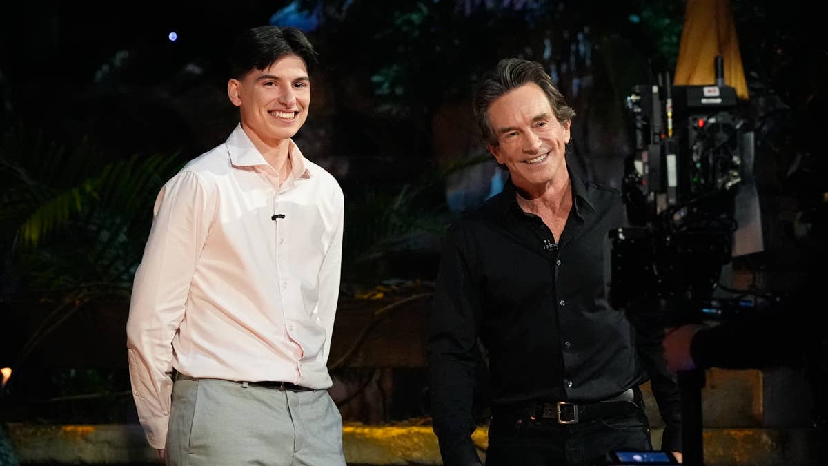 Rizo Velovic reacts to Jeff Probst's live spoiler of his elimination on ...