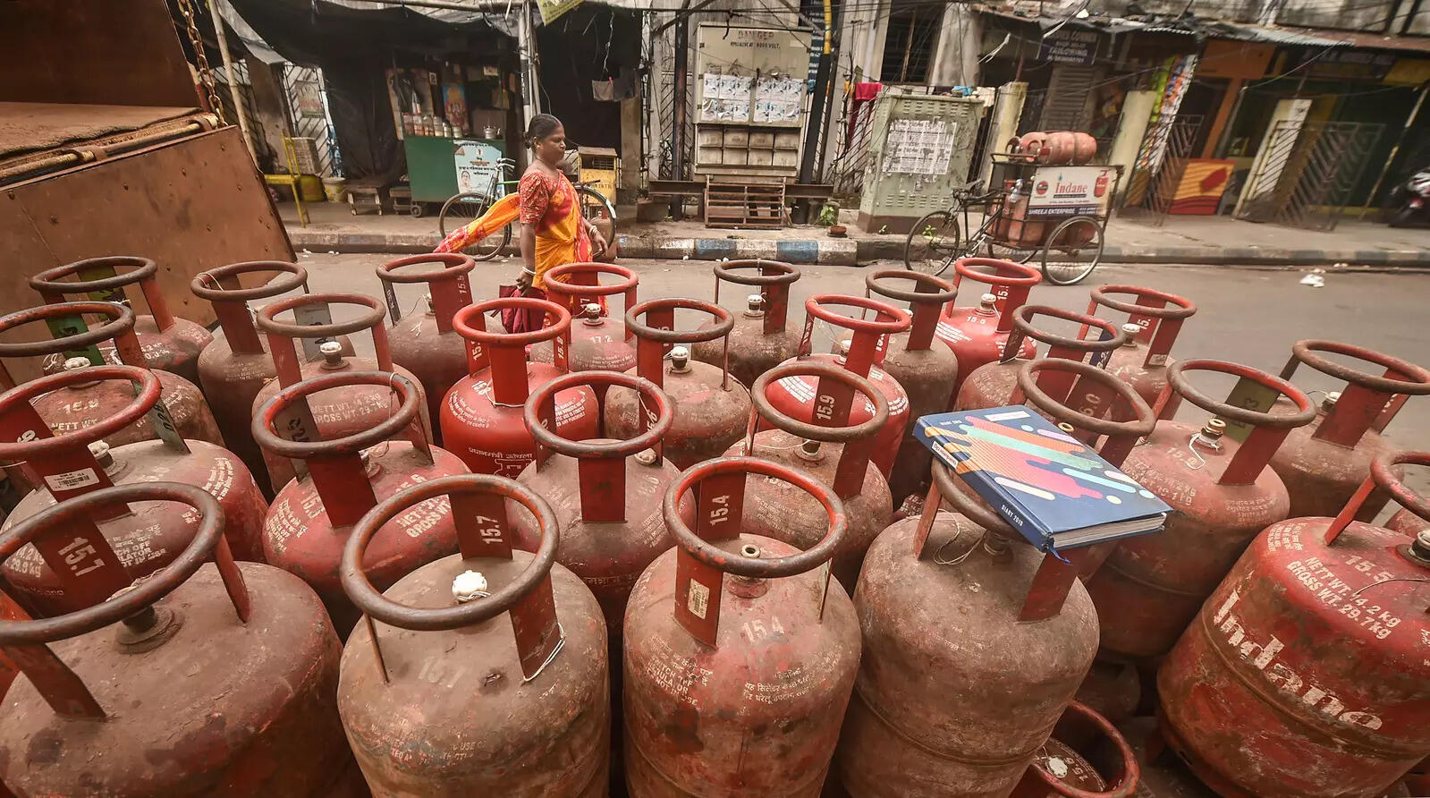 LPG cylinder prices today: How much does domestic and commercial gas ...