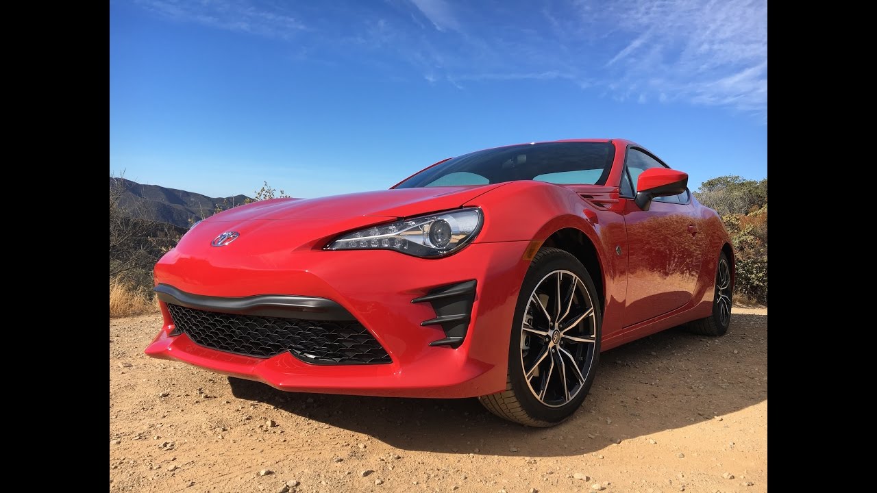 2017 Toyota 86 walkaround
