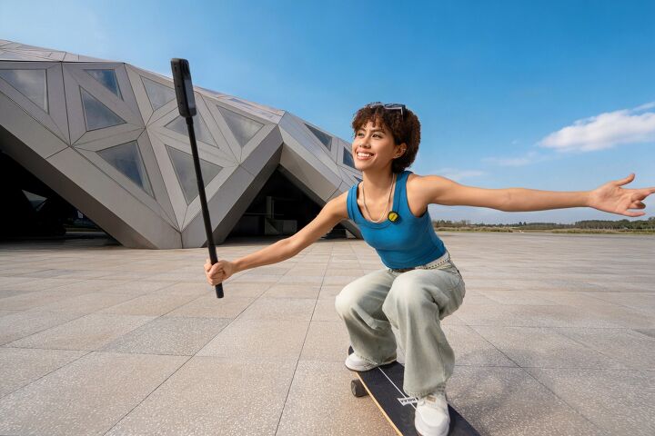 Insta360 launches flagship Mic Pro for creators