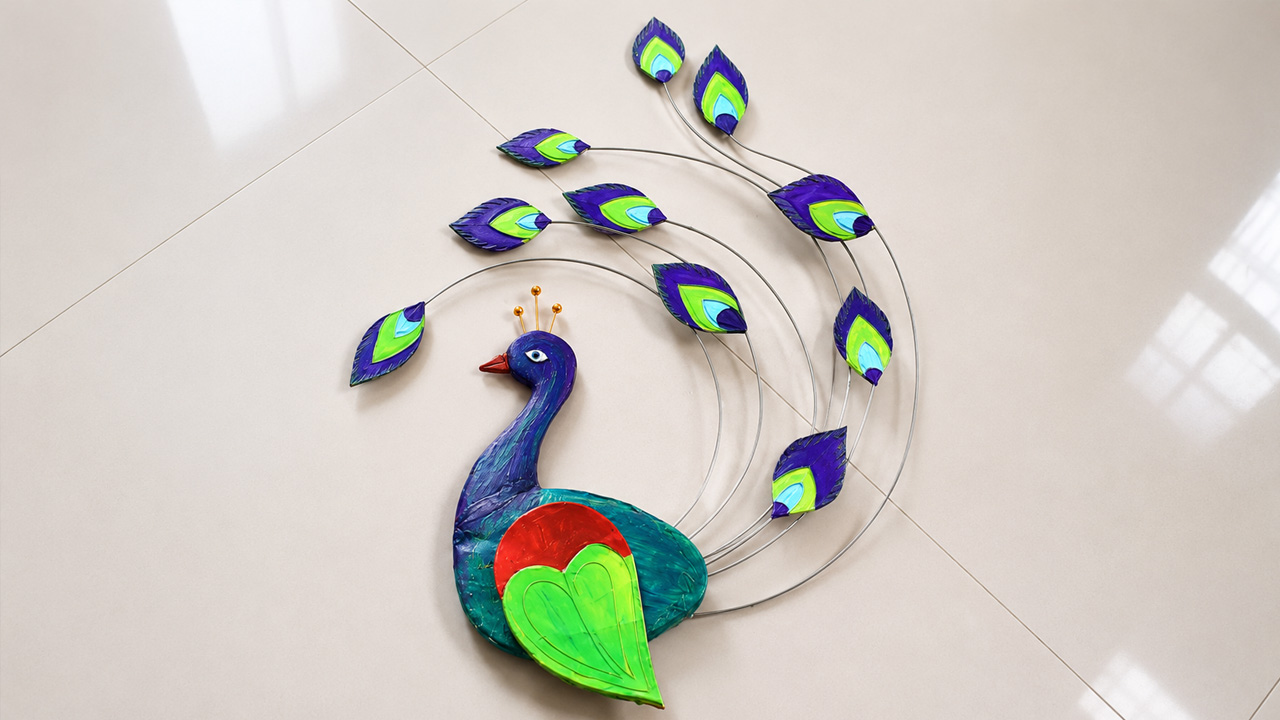 Easy DIY peacock wall hanging for home decor tutorial