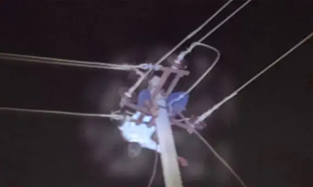Hoovina Hadagali: Assistant lineman dies after electric shock during ...