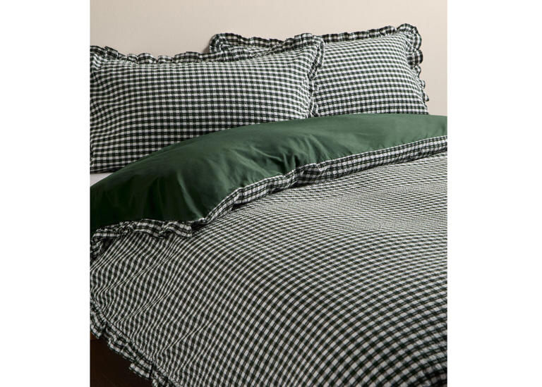 9 summer bedding sets for a peaceful night’s slumber
