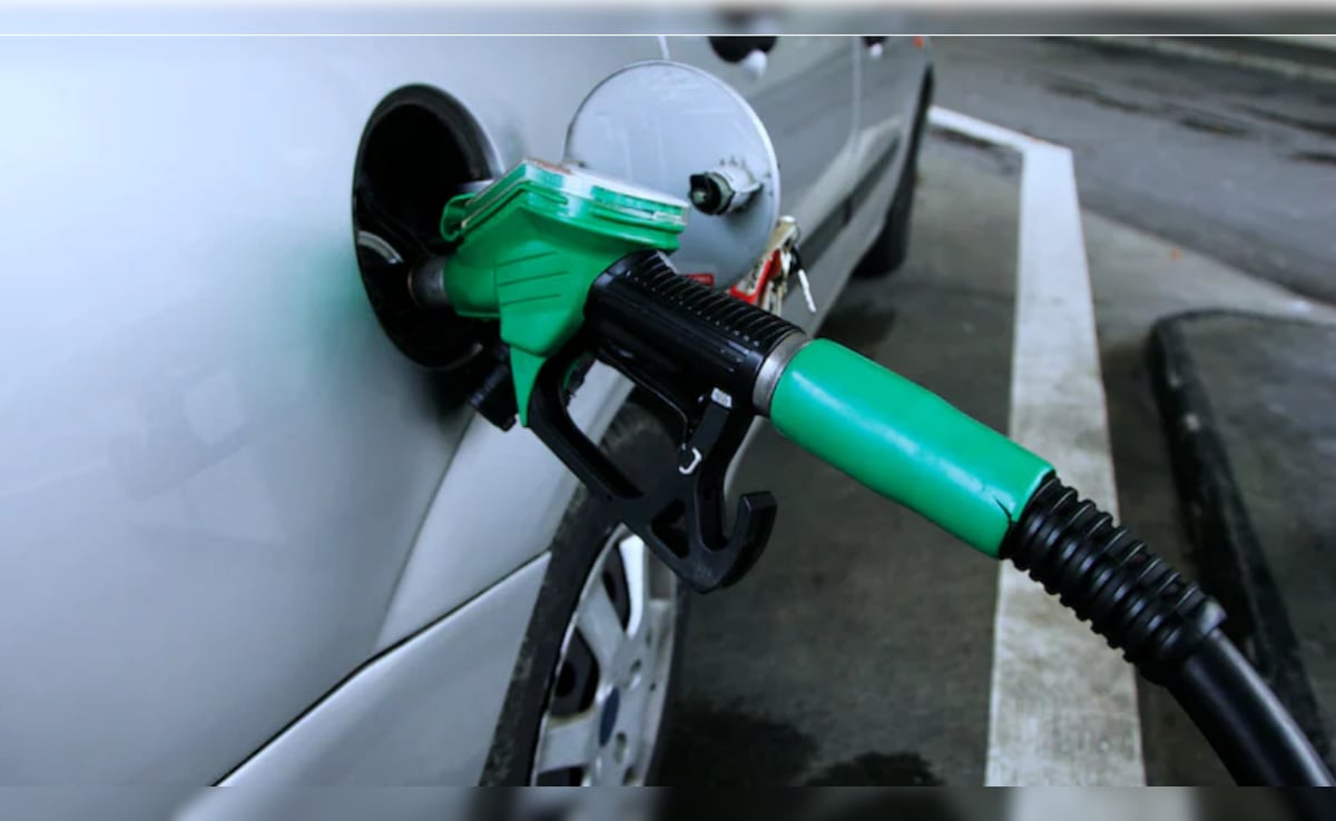 No fuel shortage, says HPCL, calls viral claims 'false and misleading'