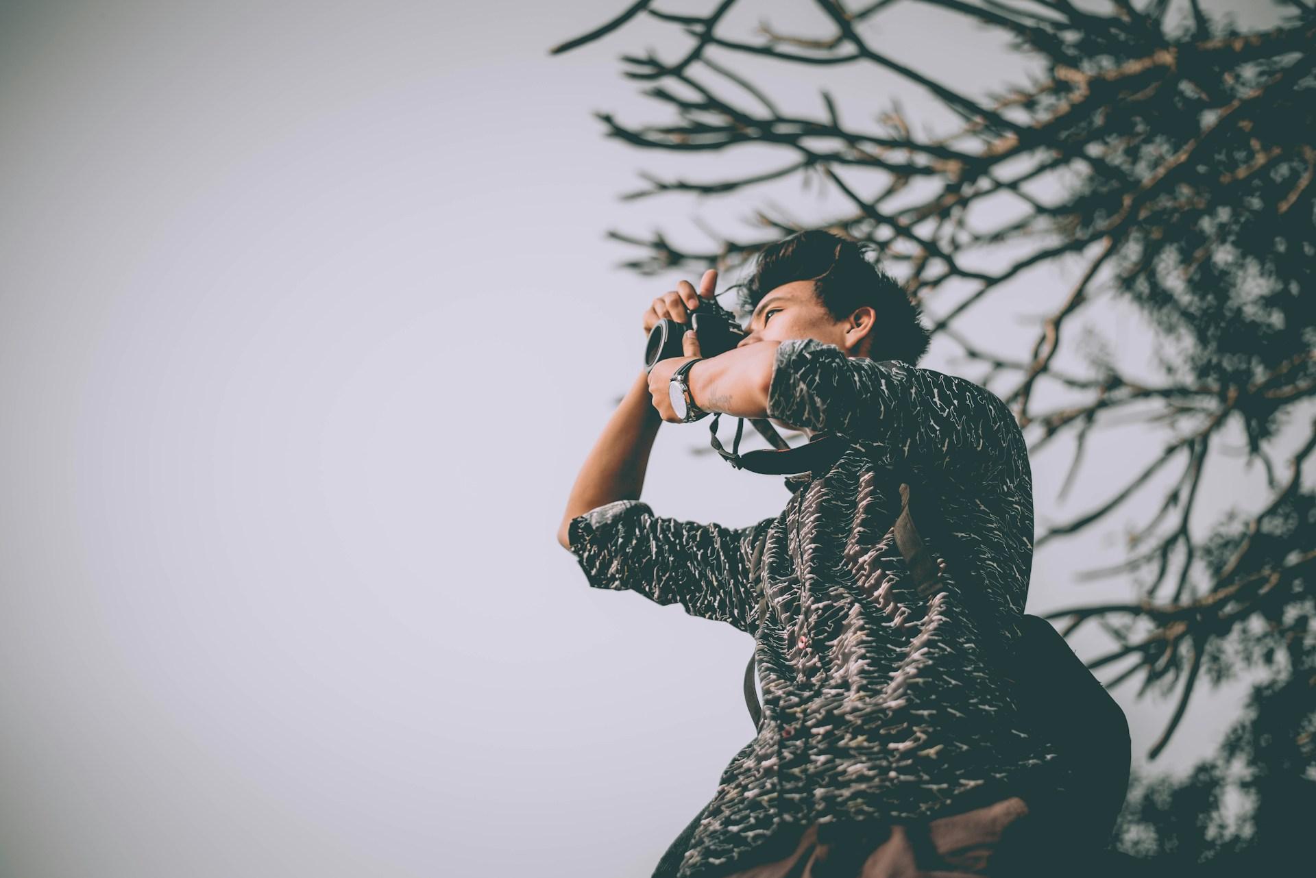 12 traits of men who are comfortable being alone (and not lonely)