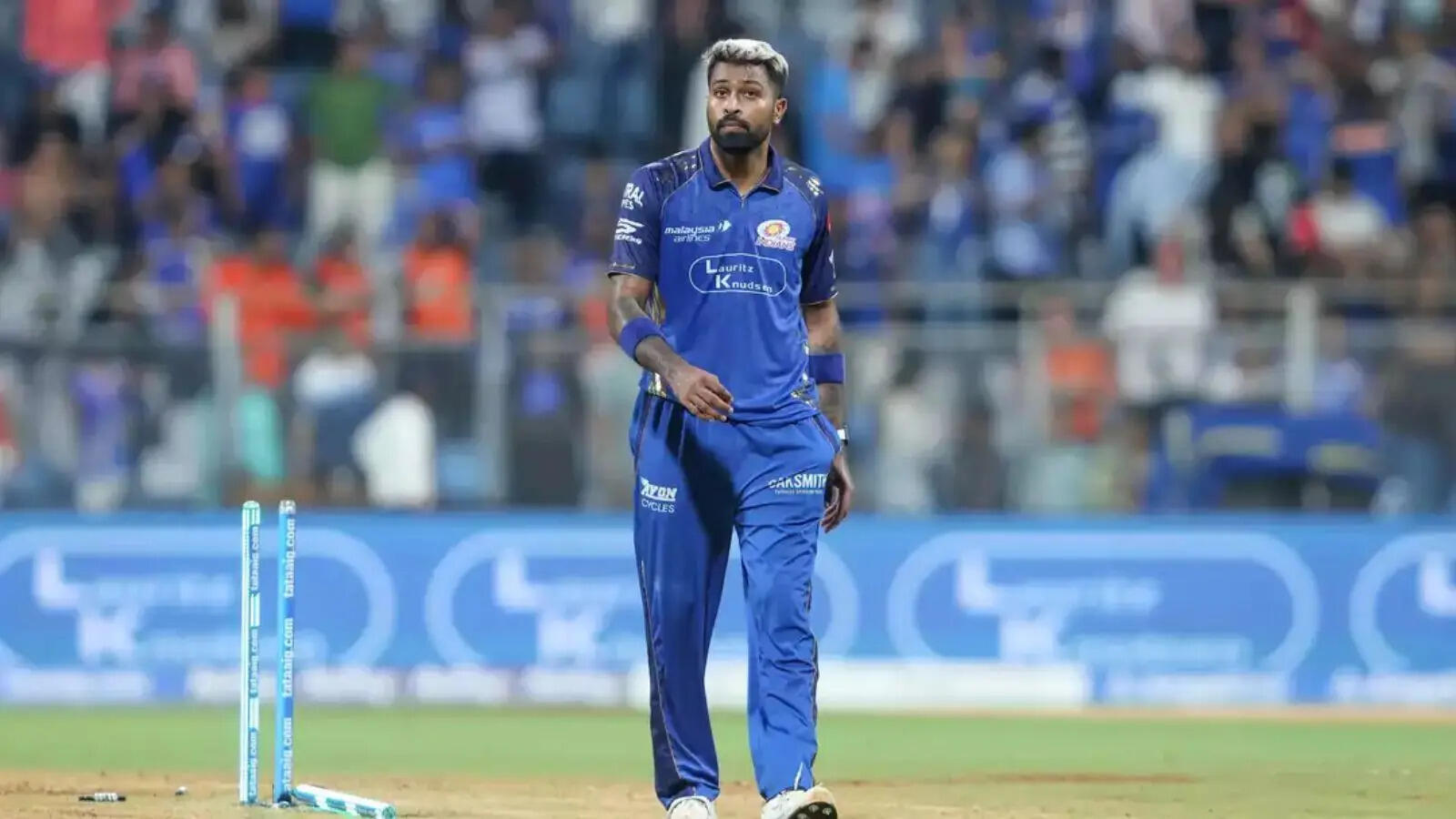 Fresh trouble for Hardik Pandya! Mumbai Indians skipper fined for code ...