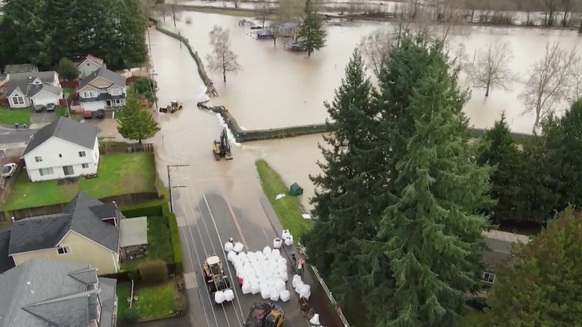 Governor urges Washington flood victims to apply for assistance