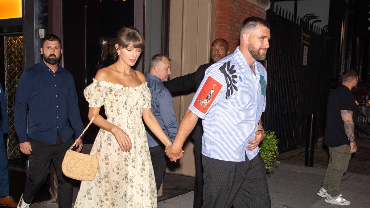 Taylor Swift's summer raffia crossbody bag: Shop similar styles ...