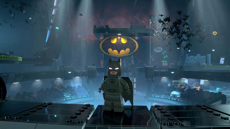 LEGO Batman legacy of the dark knight batcave features & customization