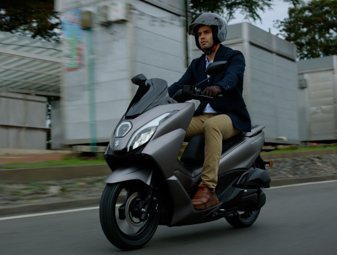 Suzuki munculkan lawan baru NMAX dan PCX, usung desain elegan khas ...