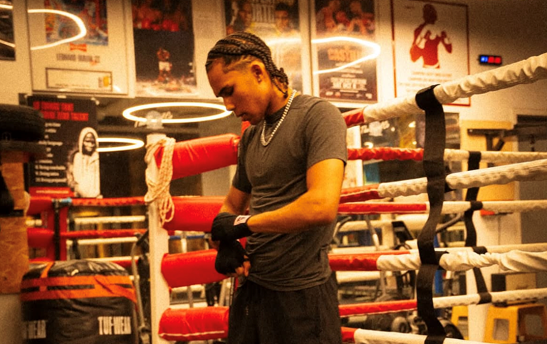 Danish Fight Night: 21-årigt stortalent får prof-debut i Frederiksberg ...
