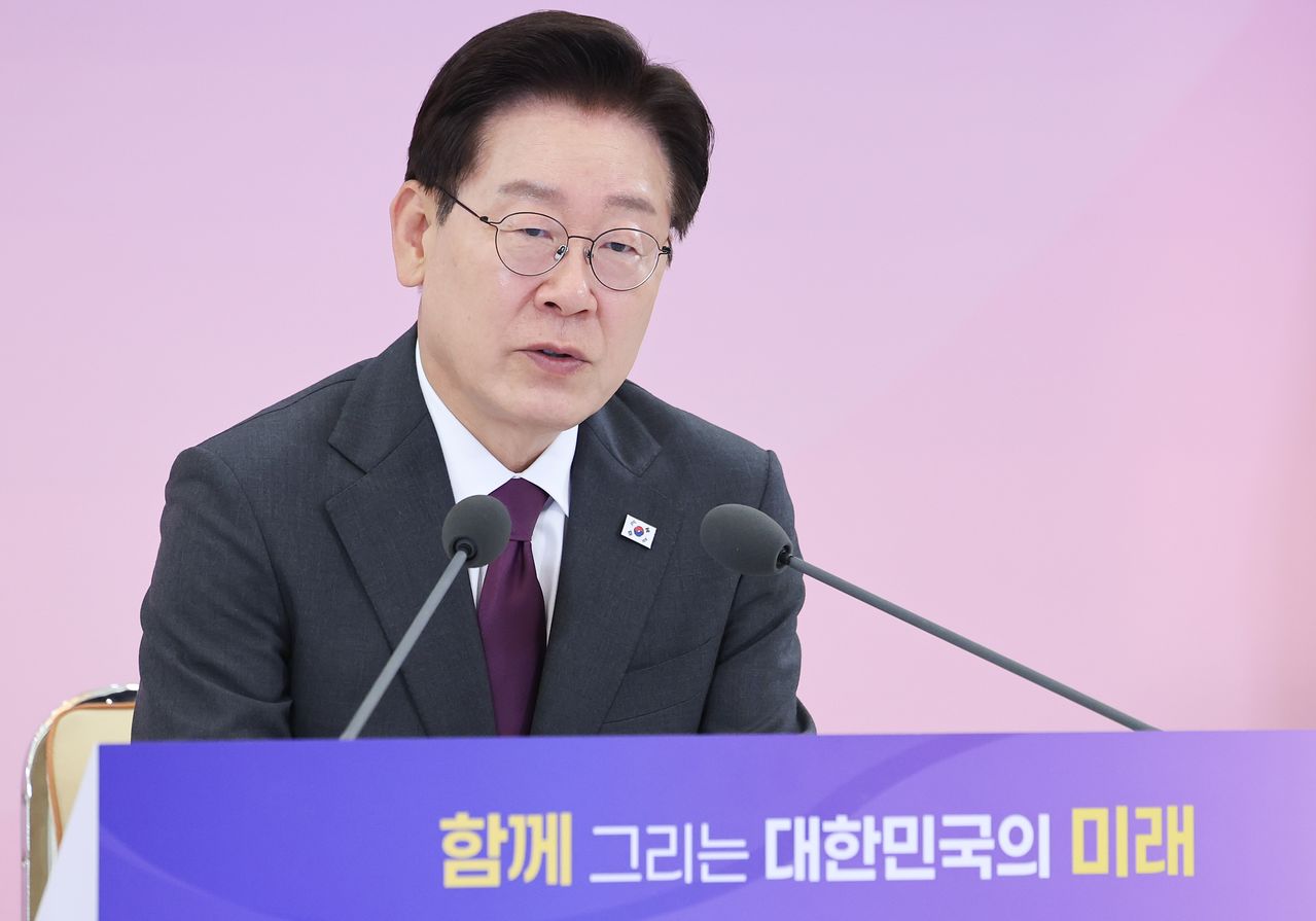 李대통령 지지율 66%…민주 45%·국힘 20% [NBS]