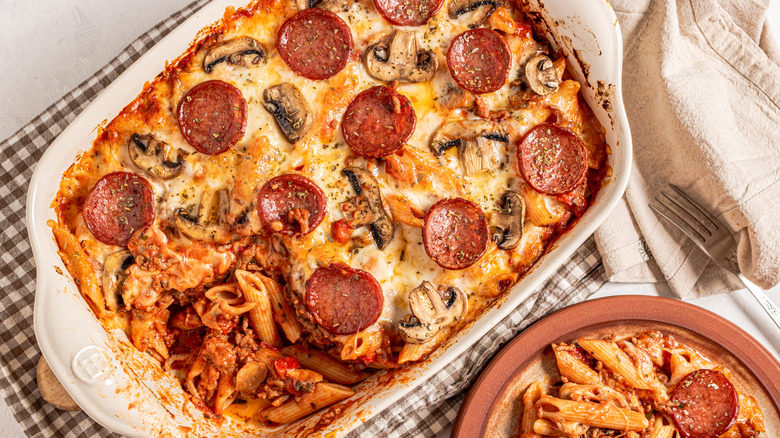 Pepperoni and mushroom pizza pasta recipe