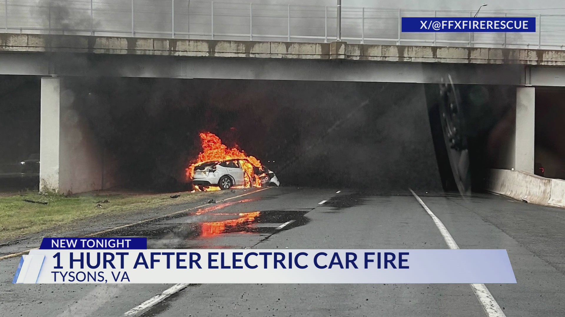 Dulles Access Road lanes closed due to vehicle fire