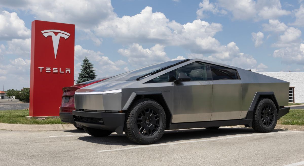 Car brands took huge risks with these controversial models