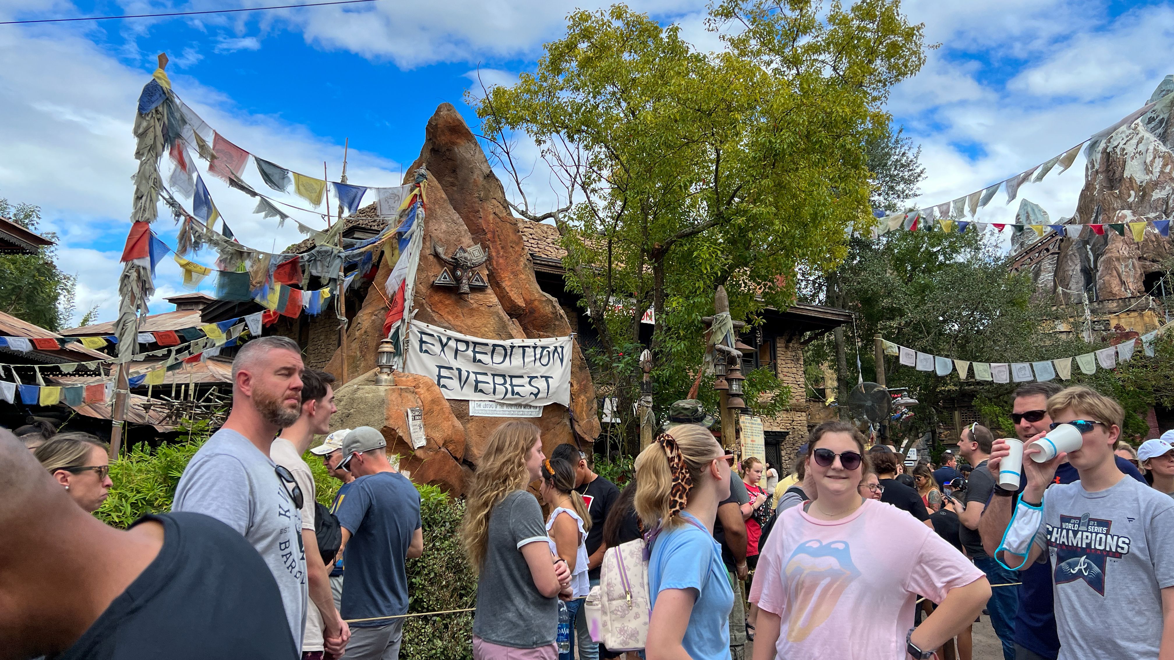 Disney World applauded for cracking down on a Canadian tourist's ...