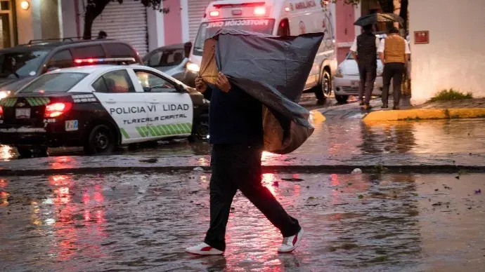 Onda tropical 1 y canales de baja presión: pronóstico de lluvias y ...