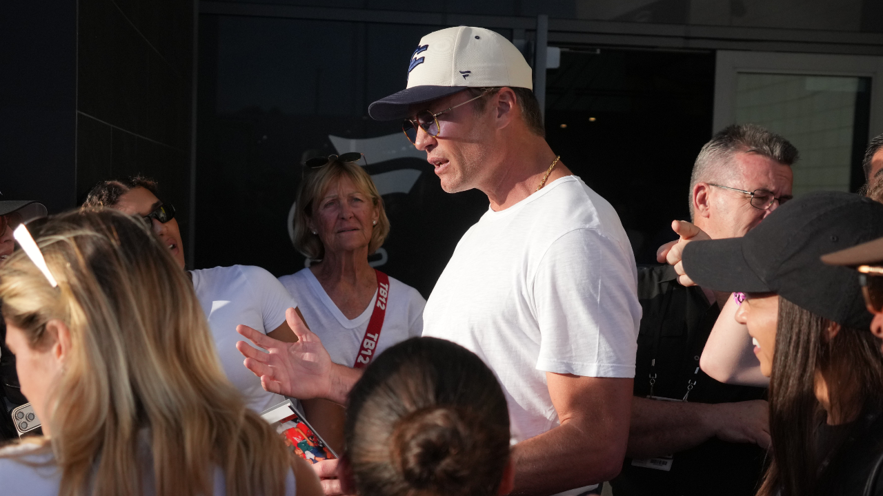 Tom Brady 'doesn't know what he's doing' as Raiders' No. 1 pick shut ...