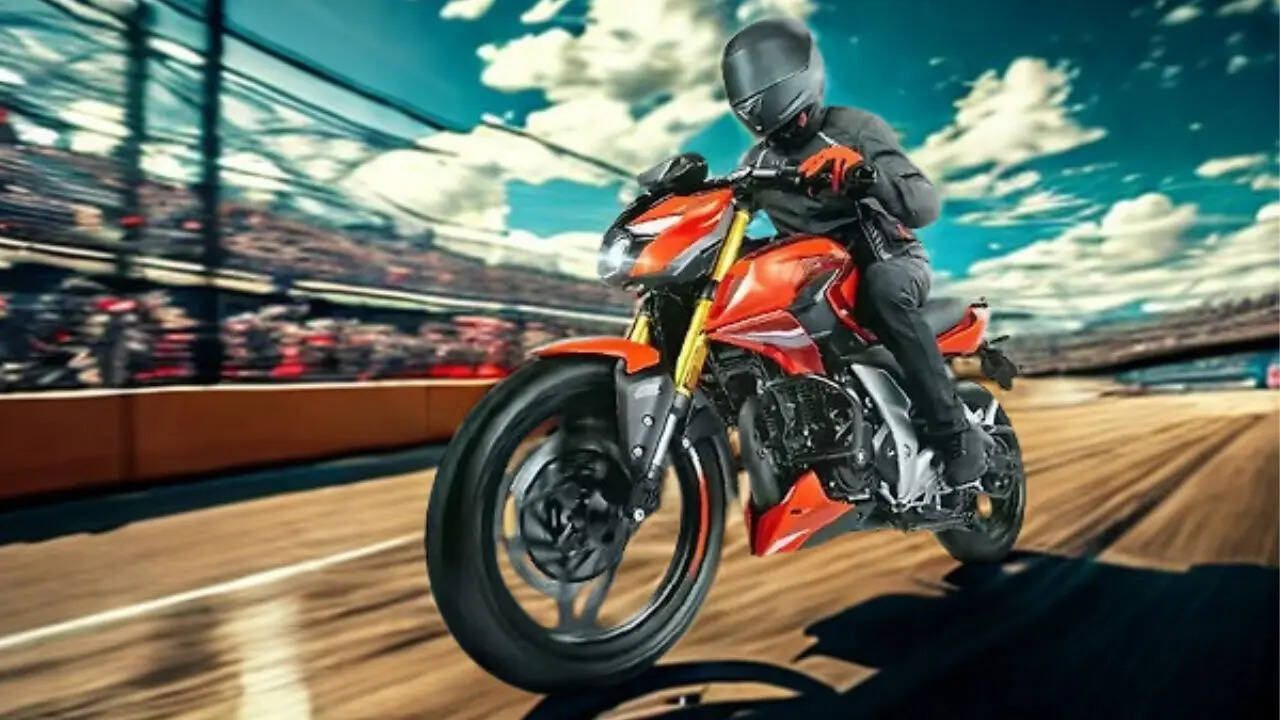 Bajaj Pulsar N160 gets a new top variant - what are you paying extra for?