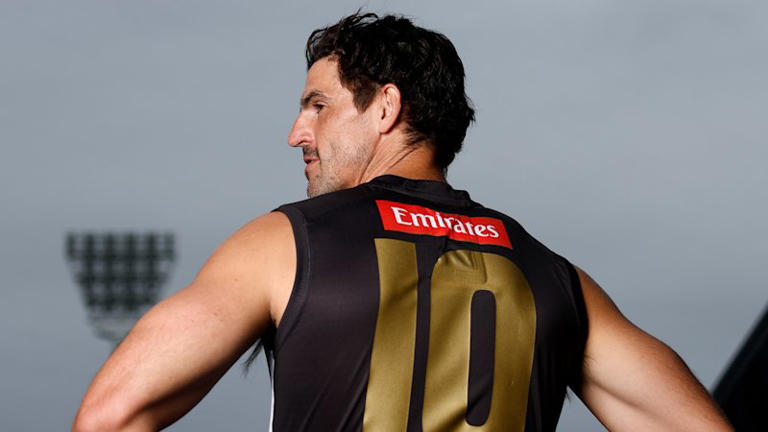 The major twist to the Scott Pendlebury milestone guernsey saga